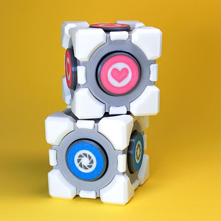3D Printable Companion CUBE Fidget Clicker - Portal by Clickify 3D